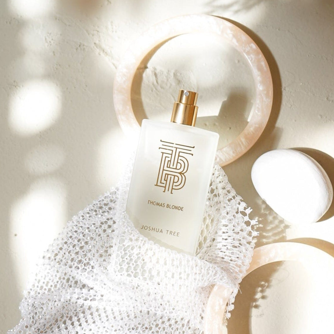 Thomas Blonde | Luxury Fragrance Brand